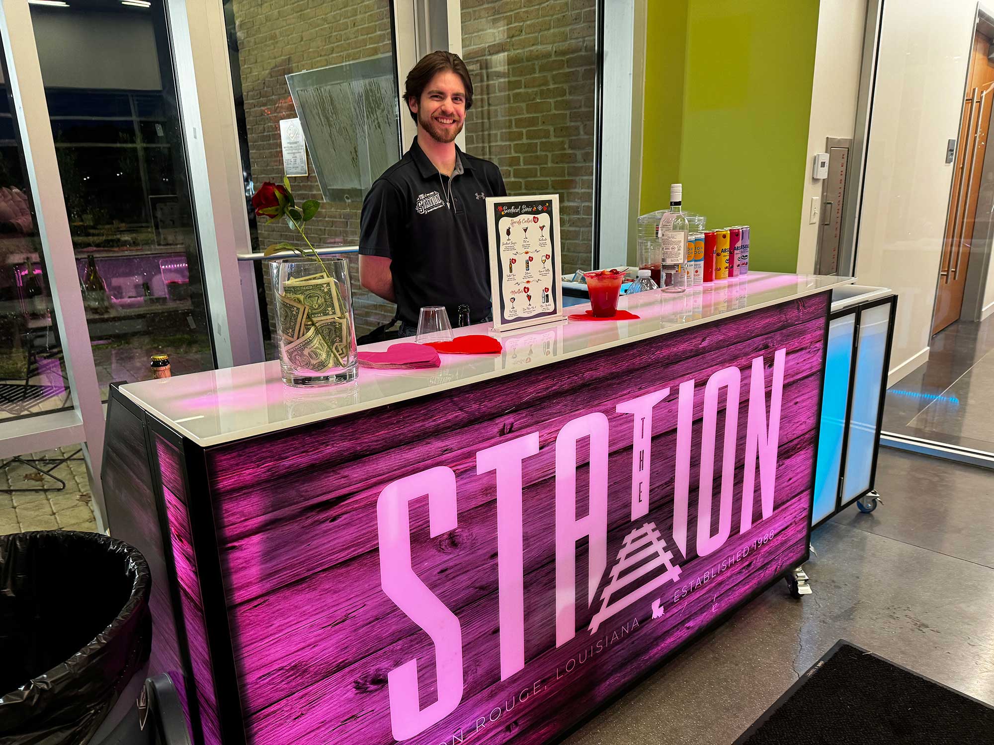 77" Mobile Bar: Ultimate Choice for Portable, Customizable & Easy-to ...